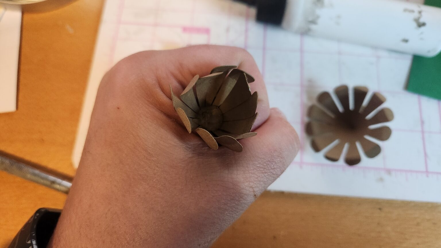 DIY Pinecone Tutorial – Easier Than You Think! - Cutting Room Digital ...
