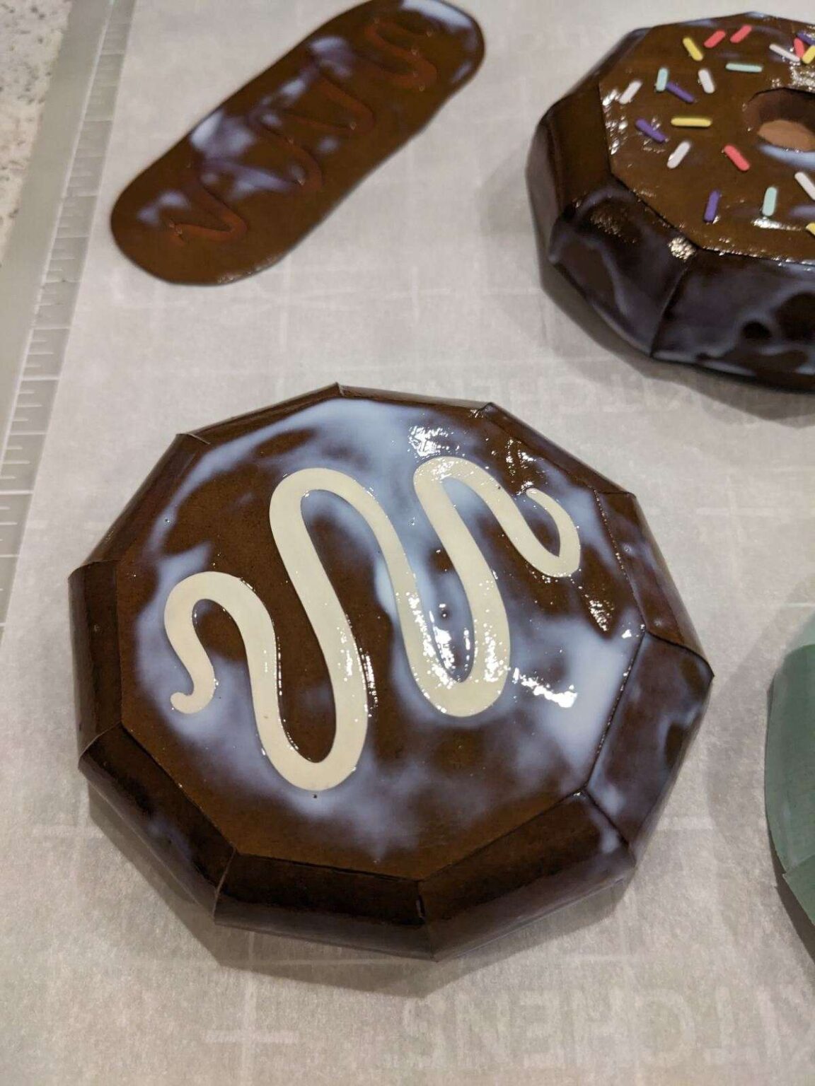 Mmmm…Donuts! (Our Donut Box Assembly Tutorial Is Calorie Free ...